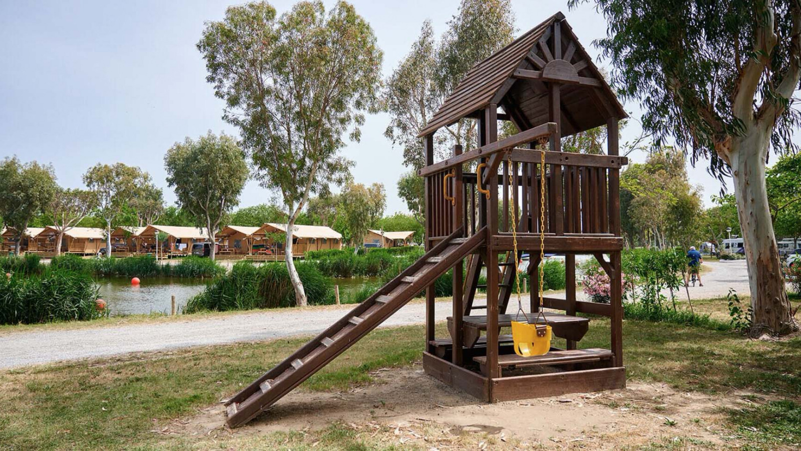 Camping Nautic Almata en Cataluña 🇪🇸 - reservar directamente