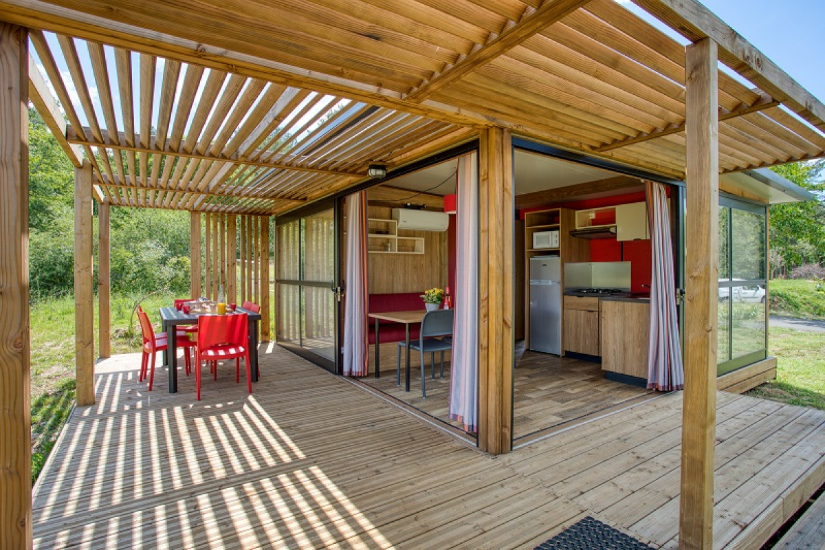 Camping Peyrugue in Daglan | Lodge Zelt in der Dordogne, Frankreich