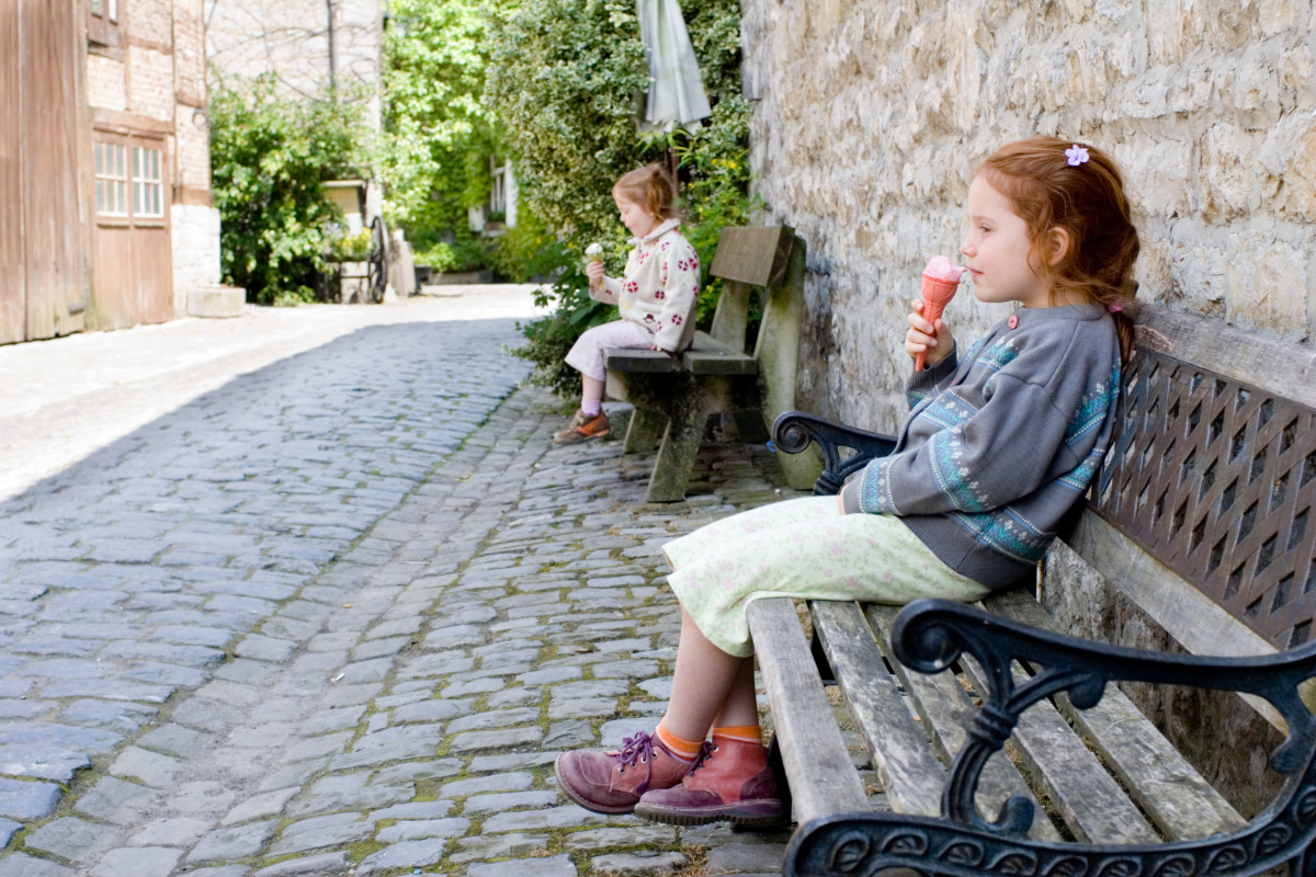 Cabins in a romantic setting in Hainaut